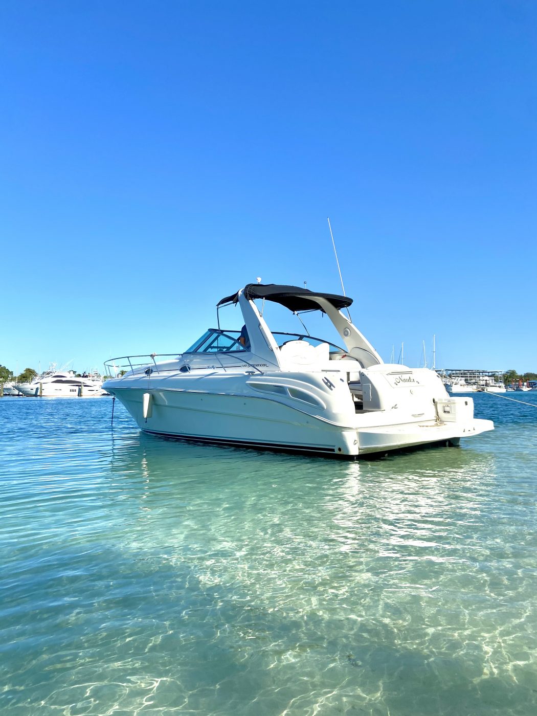 Yate VIP en Boca Chica - Hasta 8 Personas | WannaBoats